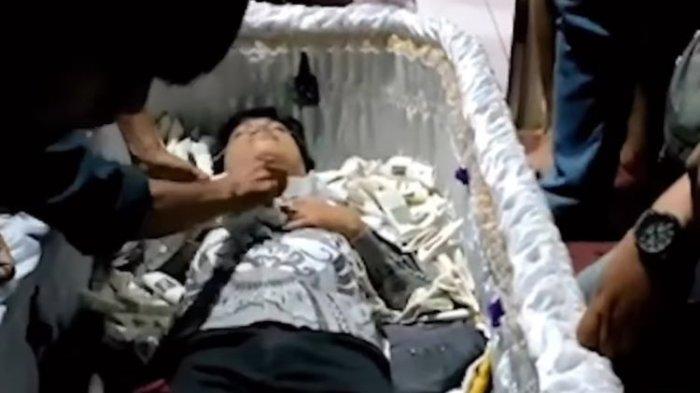 Fakta-fakta Mayat Hidup Lagi di Bogor, Tubuh Bergerak Saat Peti Jenazah ...