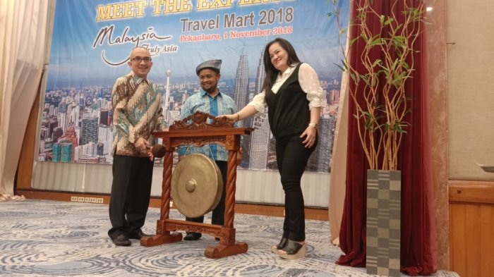 Travel Mart Tourism Malaysia Promosi Wisata di Mal SKA Pekanbaru ...