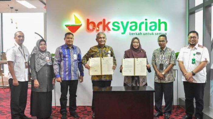 Universitas Riau Teken MOU dan PKS dengan BRK Syariah - Tribunpekanbaru.com