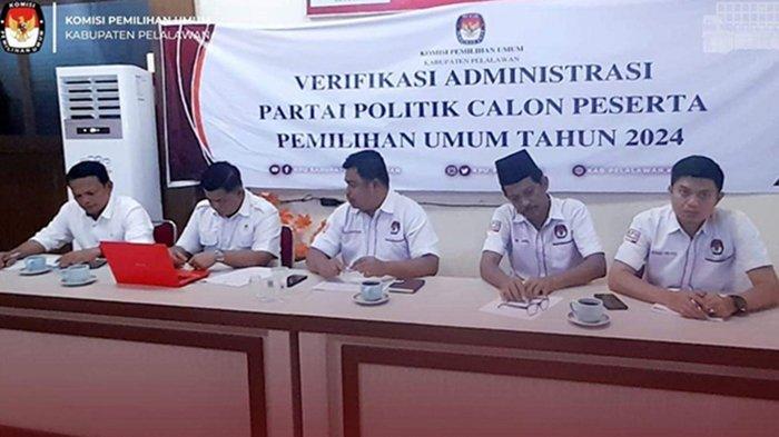 Cek Potensi Keanggotaan Ganda, KPU Pelalawan Verifikasi Administrasi 23 Parpol Calon Peserta ...