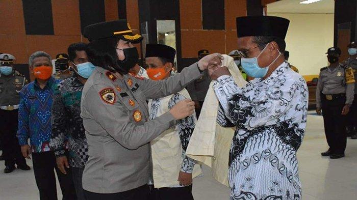 Wakapolres Kubu Raya Harapkan Gerakan Guru dapat Bantu Tekan Lonjakan Penyebaran Covid-19 ...