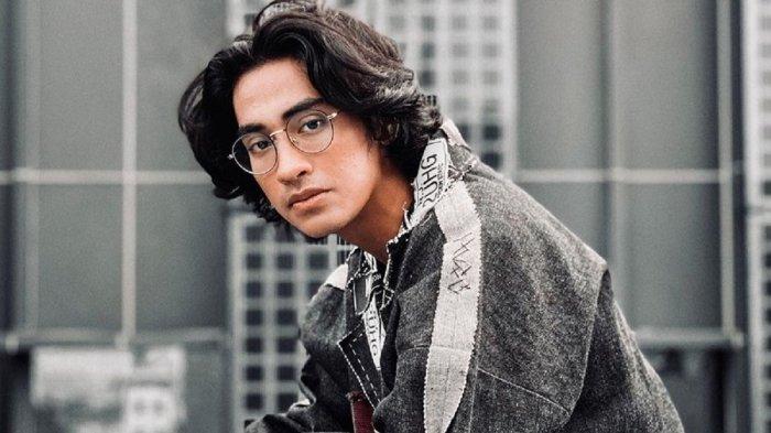 Intip, Gaya Rambut Terbaru Abidzar yang Bikin Pangling dan Mempesona ...