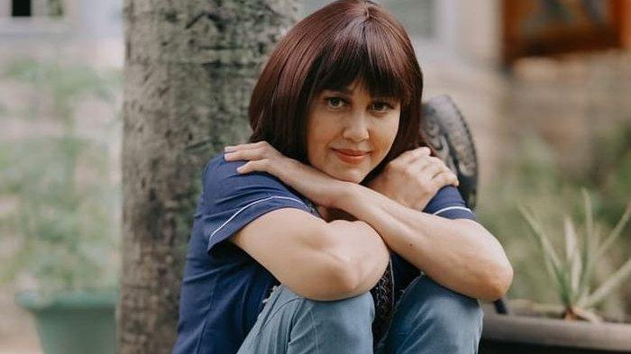 Wajahnya Awet Muda dan Cantik, Begini Potret Meriam Bellina Terbaru di Usia 58 Tahun ...