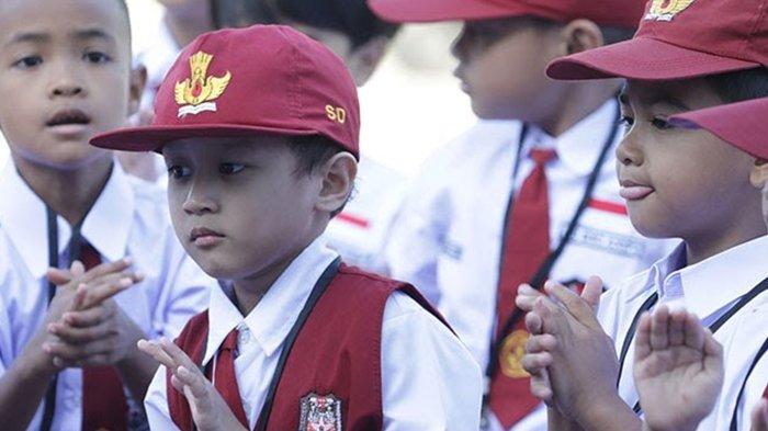 BEDA Aturan Masuk Sekolah Mulai Tahun Ajaran Baru Juni 2025 Kini Wajib SPMB, Mulai TK SD SMP SMA ...