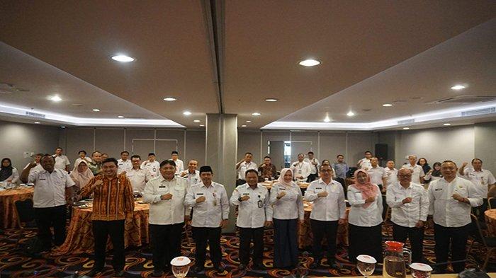 Sekda Ismail Tegaskan Pemkab Mempawah Komitmen Kembangkan Pendidikan ... Sekda Ismail Tegaskan Pemkab Mempawah Komitmen Kembangkan Pendidikan ...