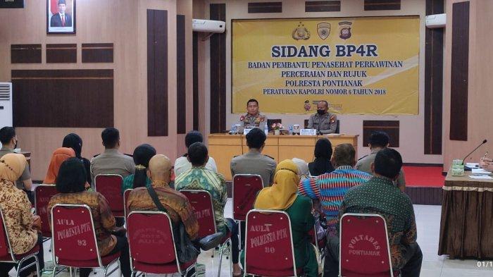 Wakapolresta Pontianak Pimpin Sidang BP4R, Berikut Pesan dan Arahannya ...