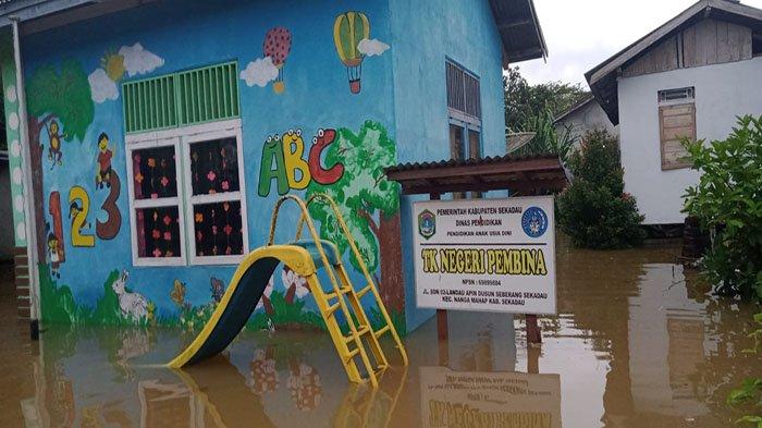 Banjir di Nanga Mahap Kabupaten Sekadau Meluas, 8 Desa Terdampak - Tribunpontianak.co.id
