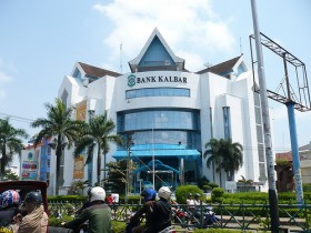 Bank Kalbar Belum Siap Go Public, Ini Alasannya - Tribunpontianak.co.id