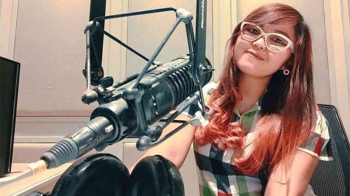 Berapa Gaji Penyiar Radio di Indonesia? - Tribunpontianak.co.id