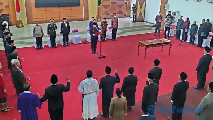 Bupati Fransiskus Lantik Pejabat Pimpinan Tinggi Pratama dan Fungsional ...