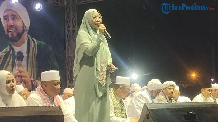 Pemkab Mempawah Gelar Mempawah Bersholawat Bersama Habib Syech Bin Abdul Qodir Assegaf ...