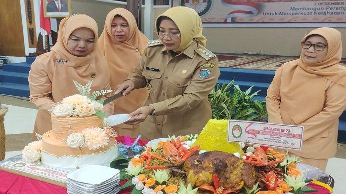Hadiri HUT Ke-23 DWP Mempawah, Bupati Erlina Harap DWP dan Pemkab Terus Jalin Sinergisitas ...