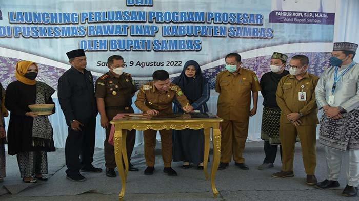 Bupati Satono Resmikan Gedung IGD RSUD Sambas, Harap Selaras dengan Peningkatan Kualitas ...