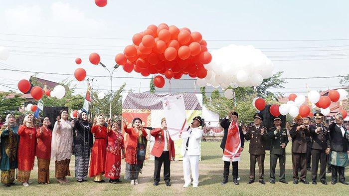 Paolus Hadi Pimpin Upacara HUT Ke-78 RI, Dirangkai Dengan Pelepasan Balon ke Udara ...