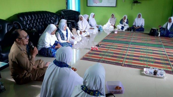 Camat Tangaran Sambas Ajak BKMT Aktif Dukung Pembangunan Daerah ...