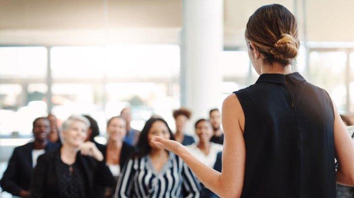 Rundown Acara Gathering Komunitas dan Contoh Teks MC dan Games ...