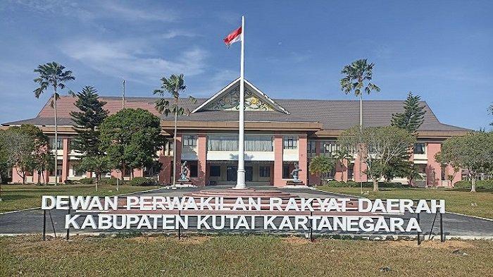 DAFTAR 45 Anggota DPRD Kabupaten Kutai Kartanegara Terpilih 2024-2029, Partai PDIP Rajai Kursi ...