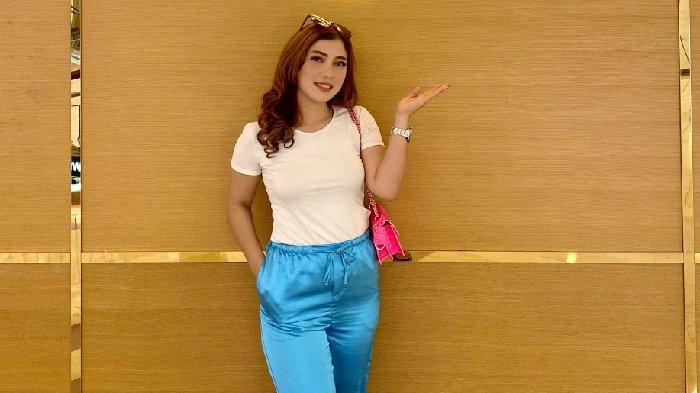 Profil Deviani Natalia, Owner Waroeng Daun dan Annaya Beauty House ...