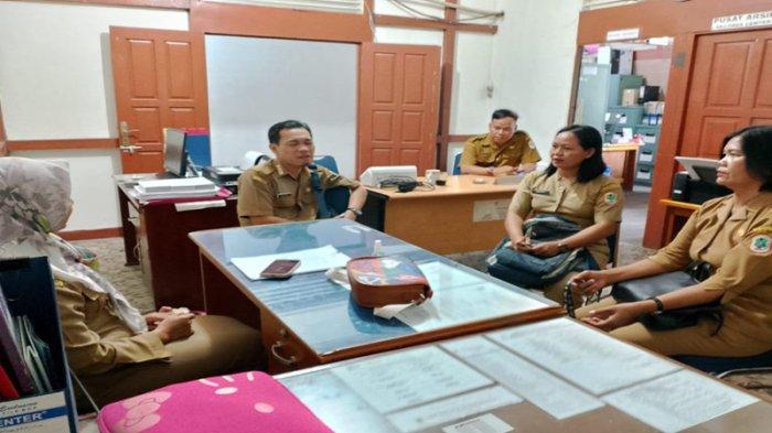 Pemda Kapuas Hulu Terus Bina Pengelola Kearsipan di Tingkat Kecamatan ...