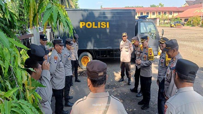 Direktorat Binmas Polda Kalbar Gelar Operasi Mantap Praja Kapuas 2024 Sukseskan Pilgub Kalbar ...