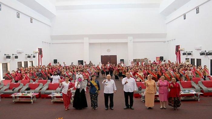 Bunda Paud Kecamatan dan Bunda Paud Desa Kabupaten Landak Tahun 2022 Dikukuhkan ...