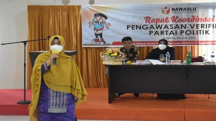 KPU Sambas Bersiap Plenokan Rekapitulasi Hasil Verifikasi Faktual ... KPU Sambas Bersiap Plenokan Rekapitulasi Hasil Verifikasi Faktual ...