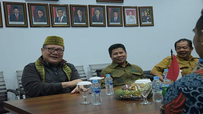 Jajaki Kabupaten Sambas, Duta Besar Seychelles Nico Barito Ajak ...