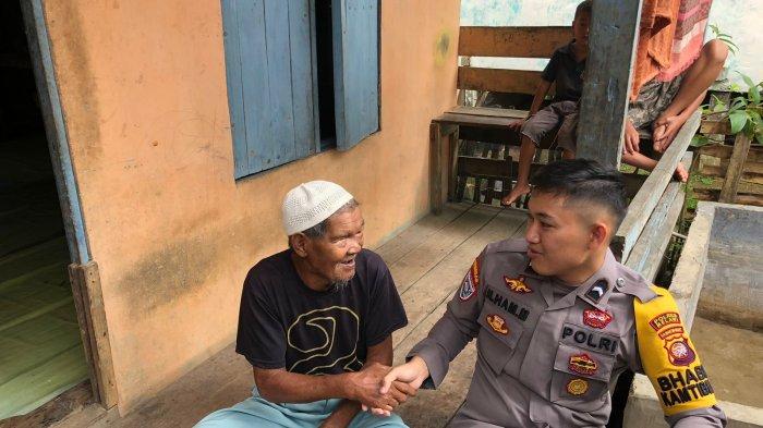 Silaturahmi Kamtibmas, Bhabinkamtibmas Polsek Ella Hilir dan Polsek Nanga Pinoh Sambangi Warga ...