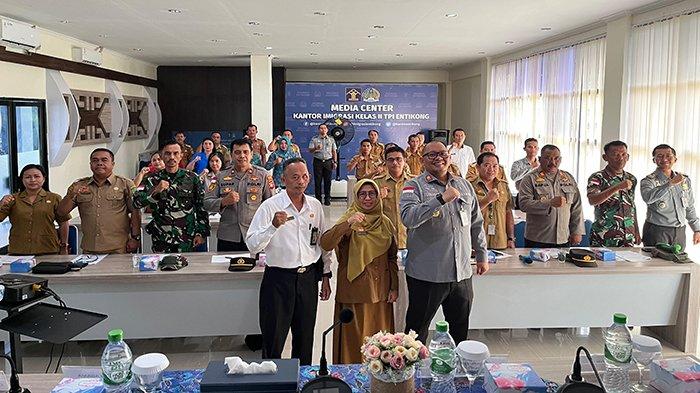 Kanim Entikong Gelar Sosialisasi Terkait Perkawinan Campur dan ...