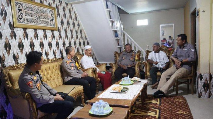 Kapolres Singkawang AKBP Fatchur Rochman Silaturahmi ke Para Tokoh di ...