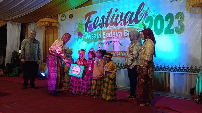 Festival Budaya Bugis Dongkrak Ekonomi UMKM - Tribunpontianak.co.id