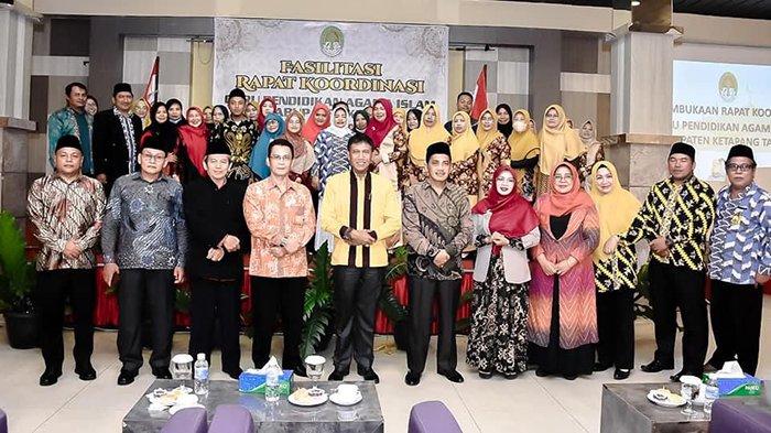 Wabup Farhan Buka Fasilitasi Rakor Guru Pendidikan Agama Islam se-Kabupaten Ketapang ...