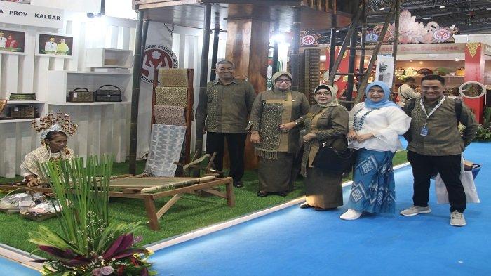 Kalbar Raih Predikat Booth Best di Pameran Terbesar di Asia Tenggara INACRAFT 2023 ...