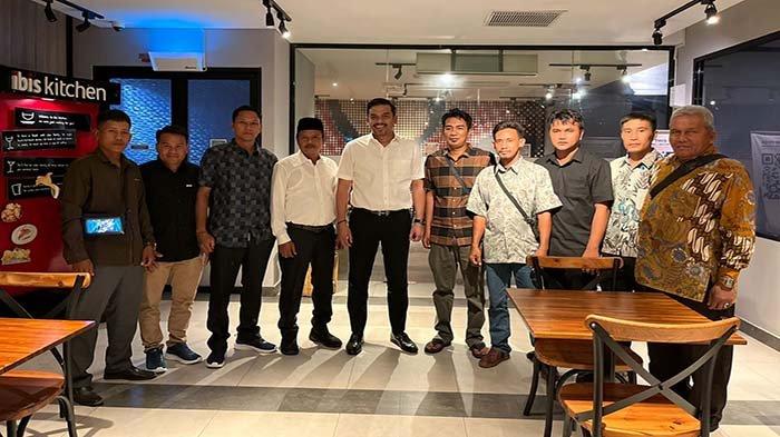 Masyarakat Matan Jaya dan Lubuk Batu Dambakan Listrik, Maman Abdurahman Sanggupi ...