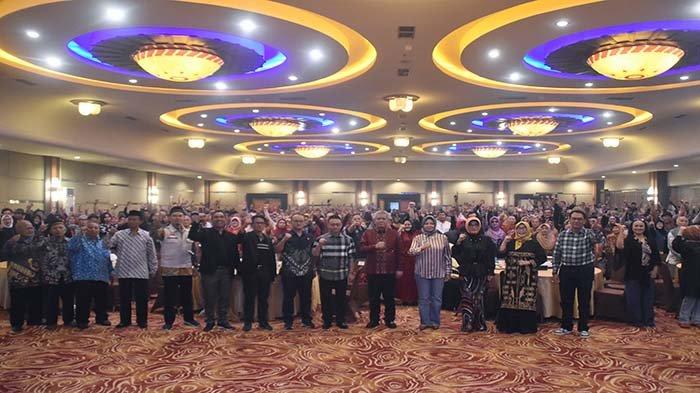 Ribuan Alumni Hadir Pada Malam Puncak Reuni Akbar ke-70 Smansa ...