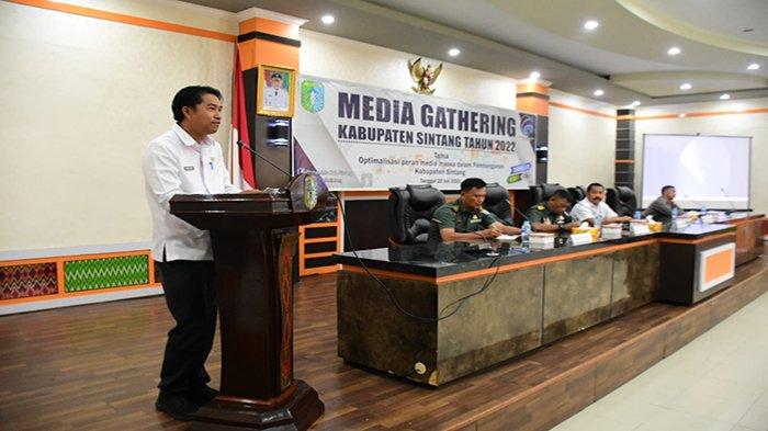 Pemkab Sintang Bersinergi Dengan Media Massa, Pemkab Siapkan Perda ...
