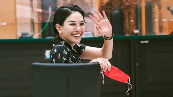 Nikita Mirzani Alami Penurunan Kesehatan, Hingga Terapi Rutin Tulang ...