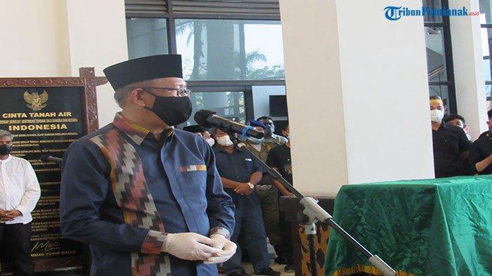 Sutarmidji Harap Kadisdikbud Provinsi Kalbar Mampu Memperbaiki ... Sutarmidji Harap Kadisdikbud Provinsi Kalbar Mampu Memperbaiki ...