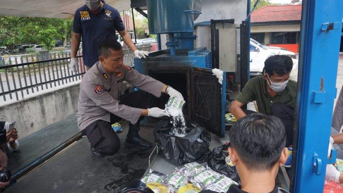 Polda Kalbar Musnahkan 15,6 Kilogram Sabu dan 4.367 Pil Ekstasi Hasil Pengungkapan Selama ...