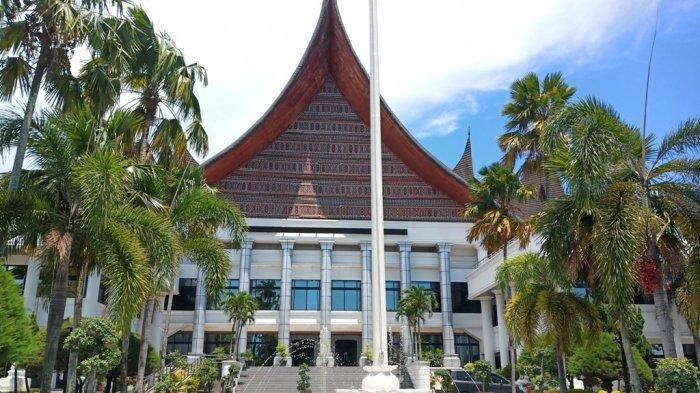 DAFTAR 65 Anggota DPRD Provinsi Sumatera Barat Saat Ini dan Perolehan ...
