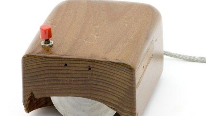 Sudah Tau Sejarah Awal Mouse Terbuat Dari Kayu dan Siapa Penemunya ...