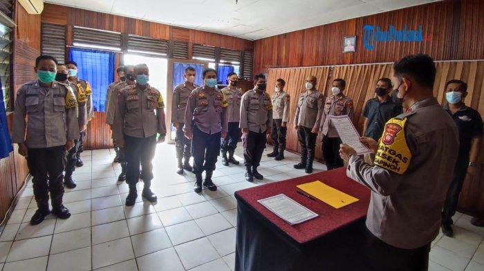 Kapolsek Nanga Pinoh Sosialisasikan Peraturan Kapolri Nomor 2 Tahun 2022 ke Personel ...