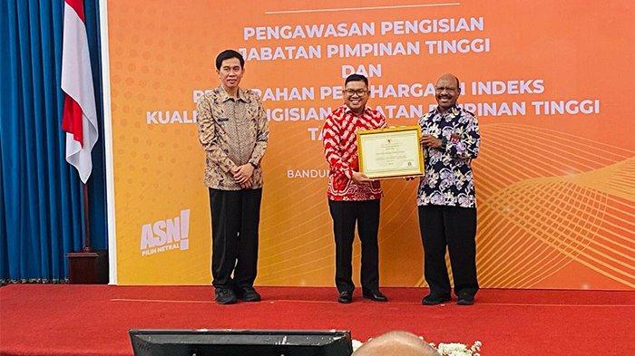 Kayong Utara Terima Penghargaan Nasional dari Komisi Aparatur Sipil Negara - Tribunpontianak.co.id