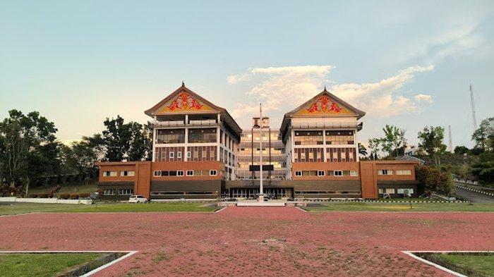3 Bupati Bengkayang yang Dipilih Langsung Oleh Masyarakat Lengkap ...
