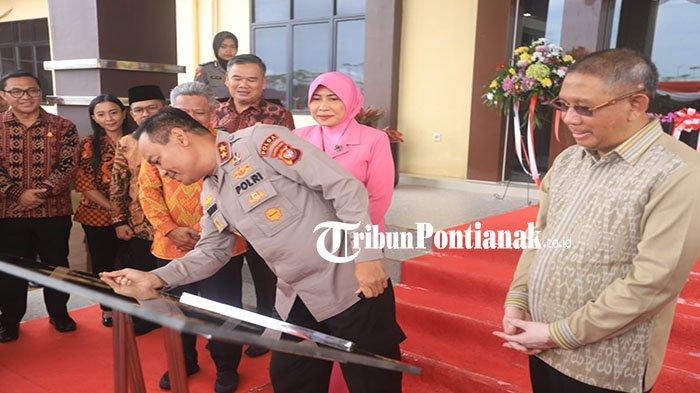 Markas Baru Polres Kubu Raya Diresmikan, Kapolda Suryanbodo: Semoga Semakin Dekat Dengan ...