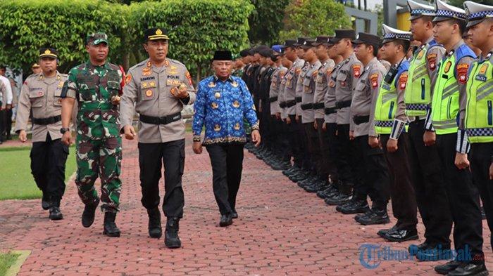 Polres Mempawah Gelar Apel Operasi Ketupat Kapuas 2023 Persiapan Pengamanan Libur Idul Fitri ...