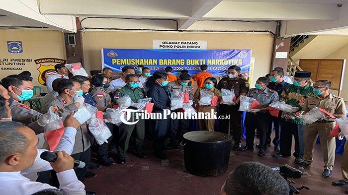 Kapolres Sanggau Pimpin Pemusnahan Barang Bukti Tindak Pidana Narkotika - Tribunpontianak.co.id
