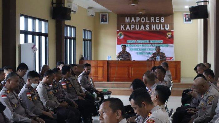 Kabag Log Agus Susilo Pimpin Rapat Anggota Tahunan Primkopol Polres ...