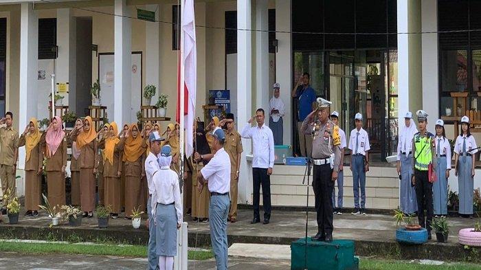 Kasat Lantas Polres Mempawah Beri Pesan Keselamatan Lalin hingga Penggunaan Medsos ke Pelajar ...