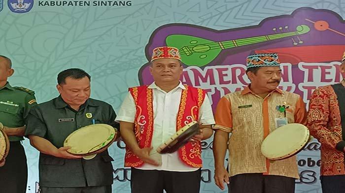 Gelar Pameran, Yustinus Ajak Masyarakat dan Pelajar Kunjungi Museum ... Gelar Pameran, Yustinus Ajak Masyarakat dan Pelajar Kunjungi Museum ...